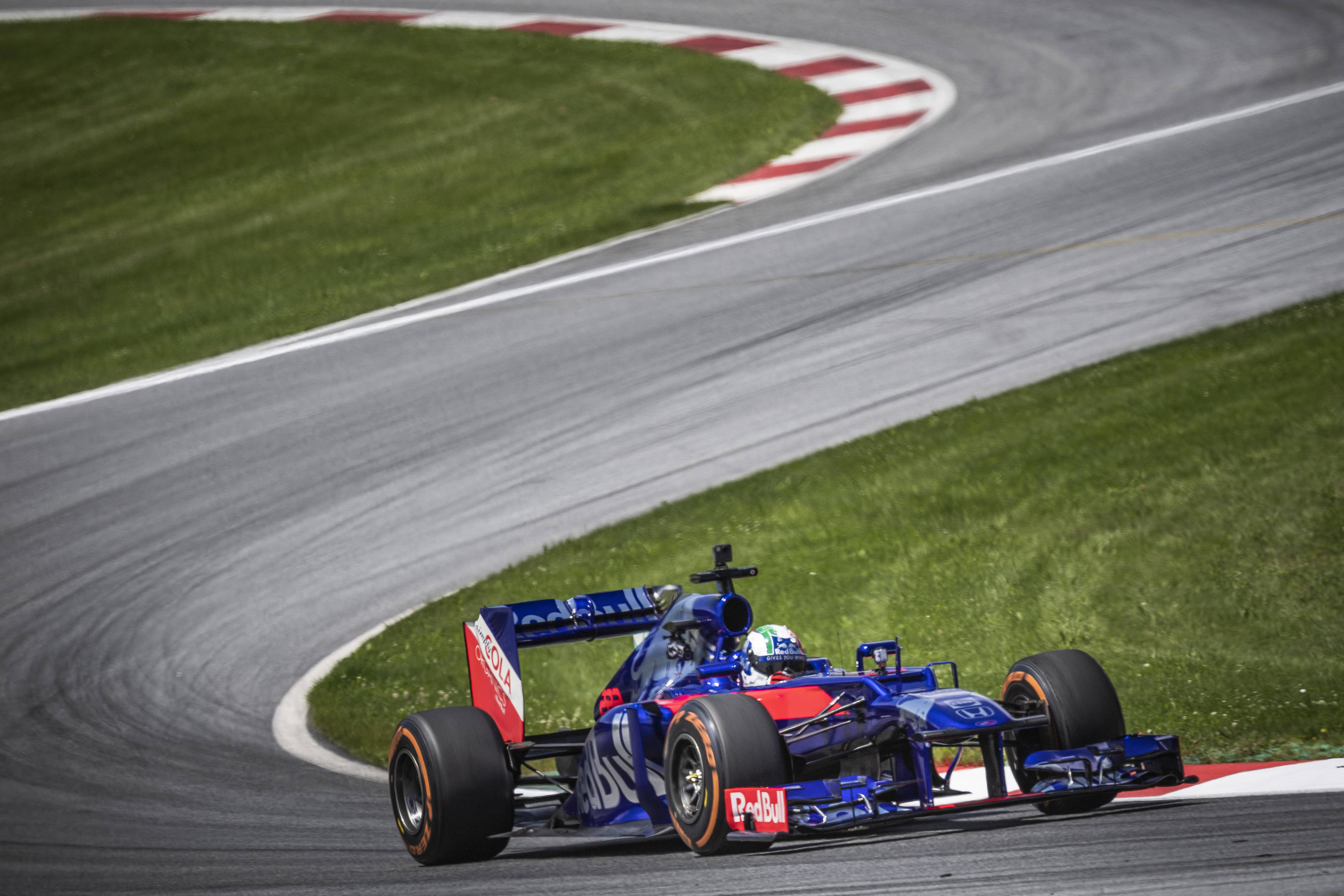 AP-1VW24RKQH2111_credit Philip Platzer_Red Bull Content Pool - MXReport